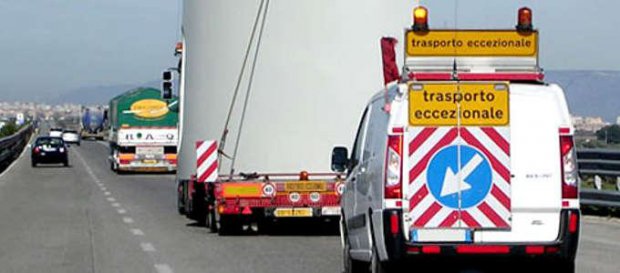 La Polstrada ferma autista in stato di ebrezza e due in contromano - il ... La Polstrada ferma autista in stato di ebrezza e due in contromano - il ...